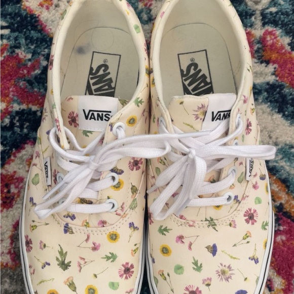 Vans | Shoes | Vans Cream Floral Laceup Sneakers | Poshmark